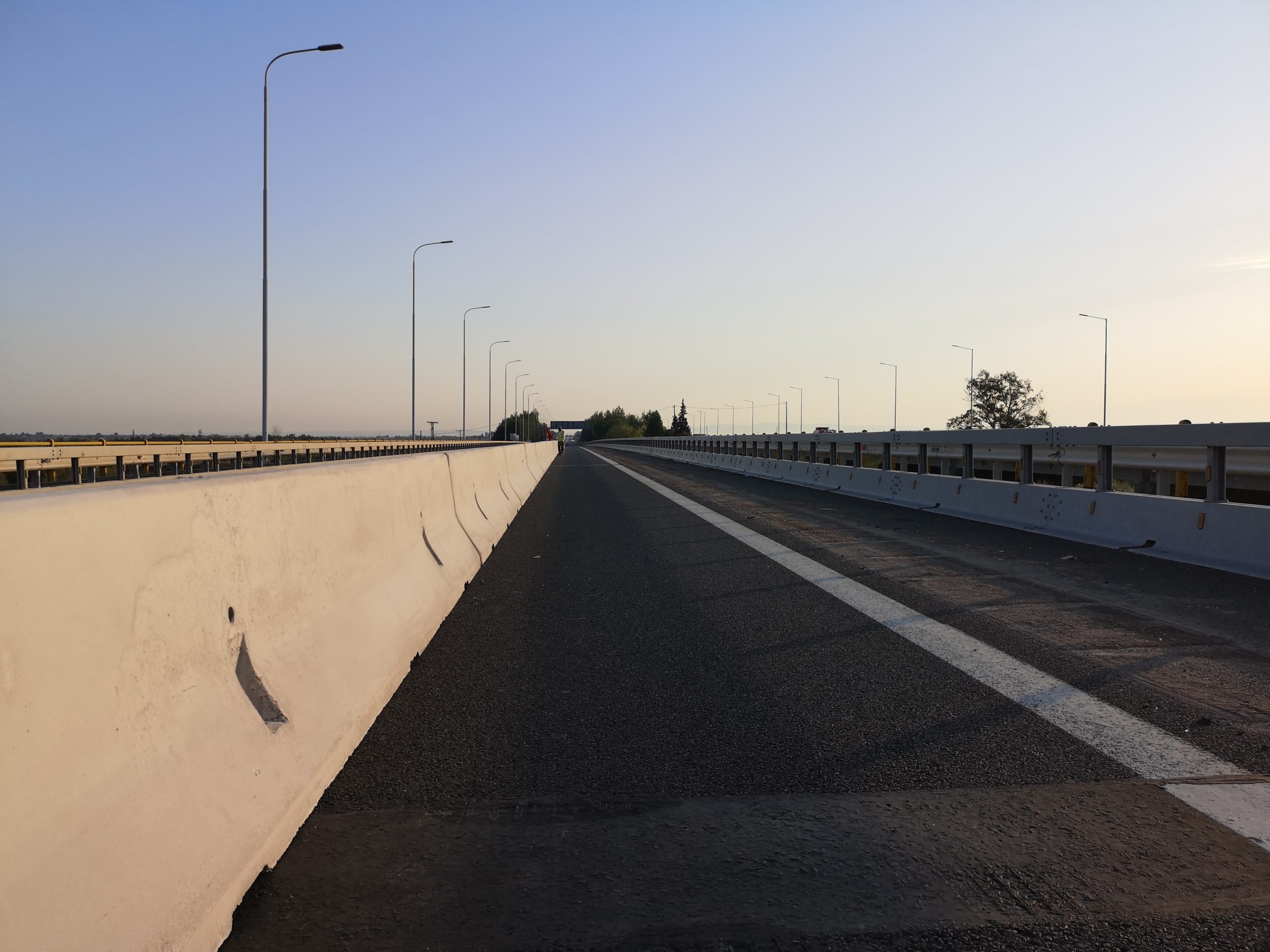 ALIAKMONAS BRIDGE | construction site safety barriers - Αρμός Προκατασκευές