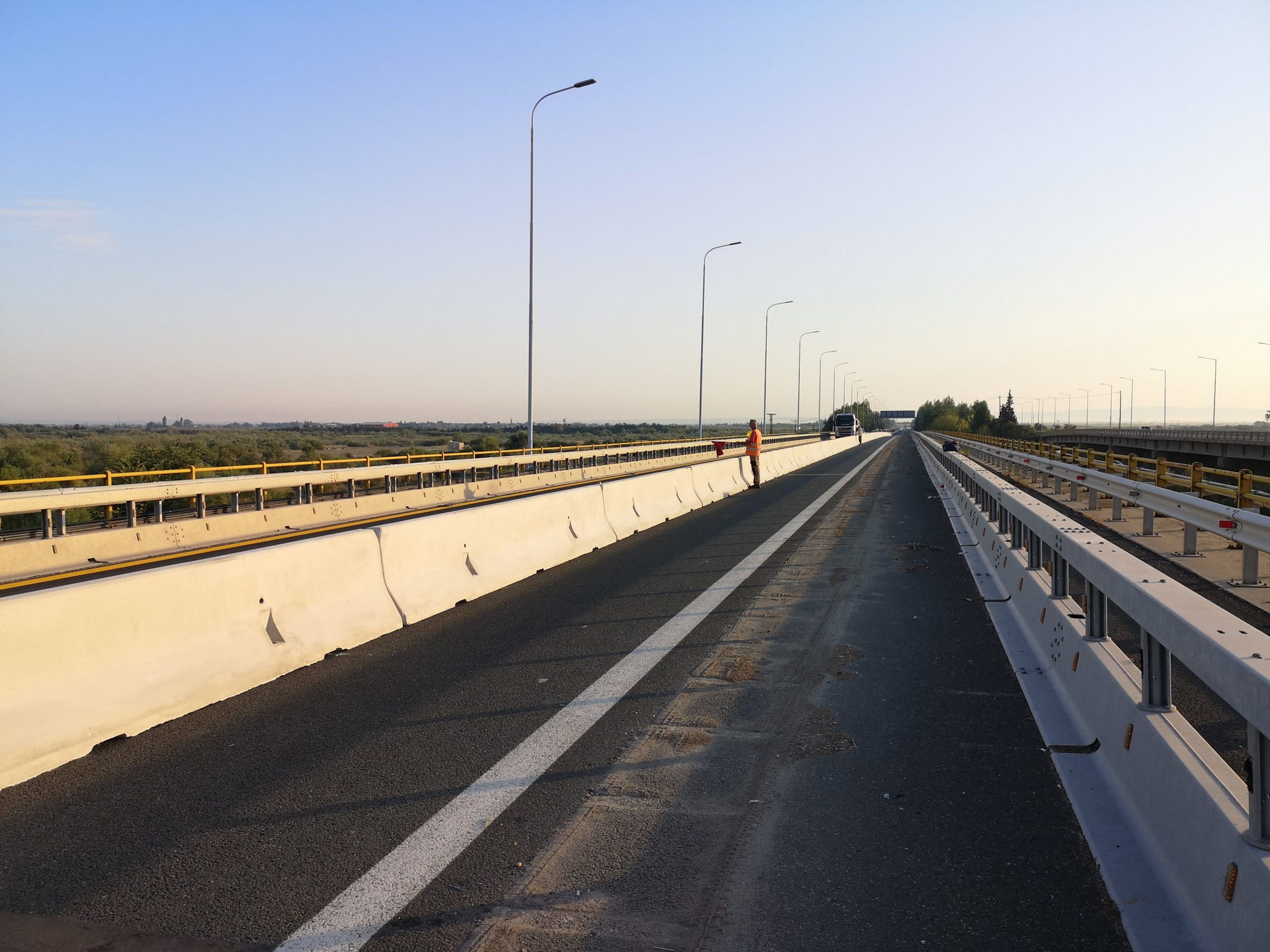 ALIAKMONAS BRIDGE | construction site safety barriers - Αρμός Προκατασκευές